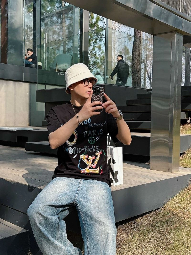 Budget-friendly Louis Vuitton T-Shirts