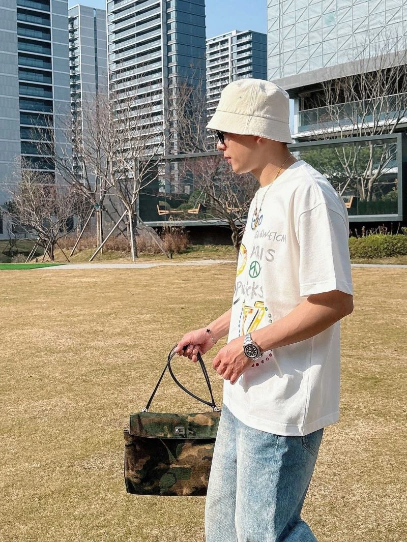Economical Louis Vuitton T-Shirts