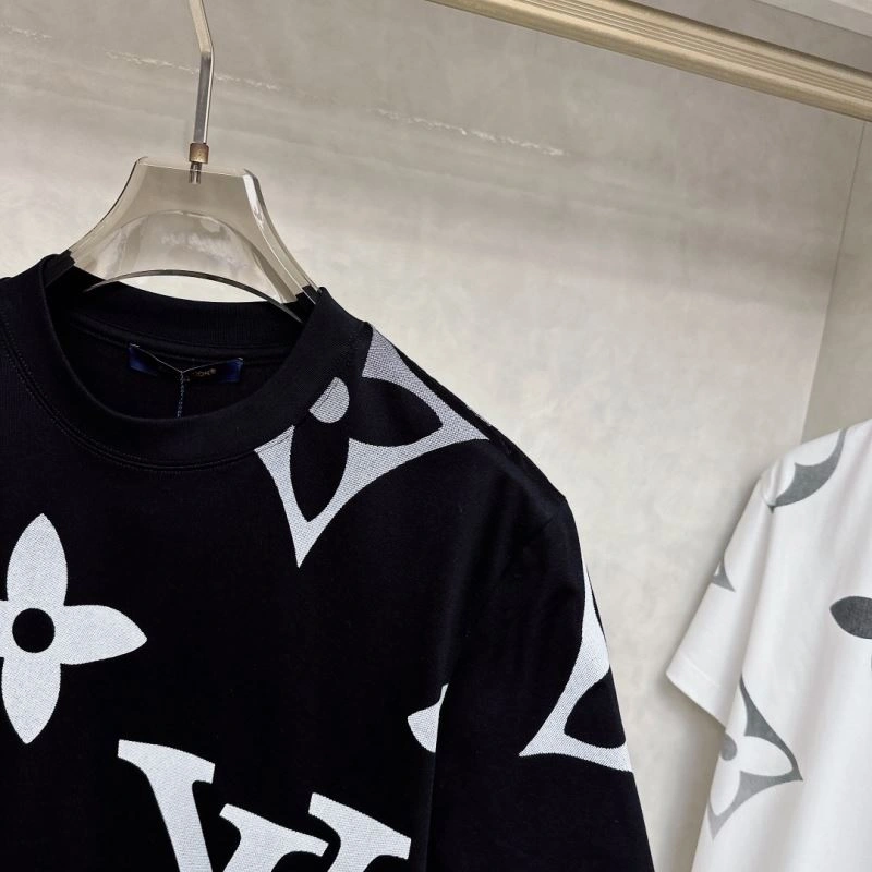 Cut-rate Louis Vuitton T-Shirts