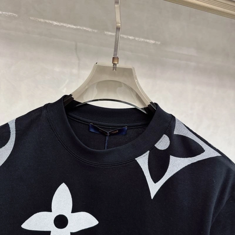Cut-rate Louis Vuitton T-Shirts