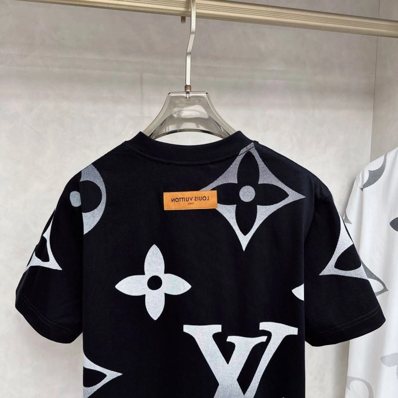 Cut-rate Louis Vuitton T-Shirts