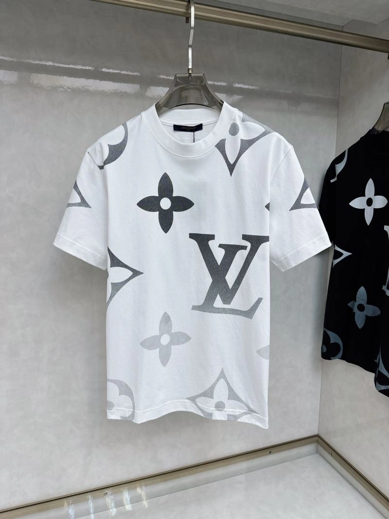 High fidelity Louis Vuitton T-Shirts