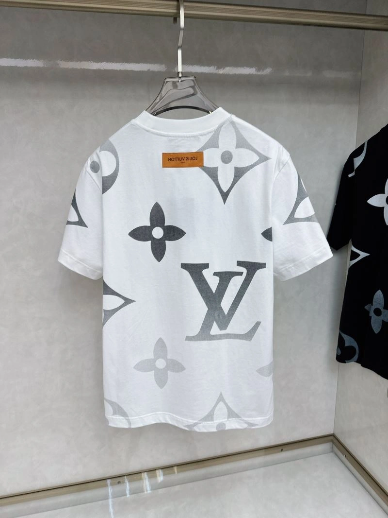 High fidelity Louis Vuitton T-Shirts