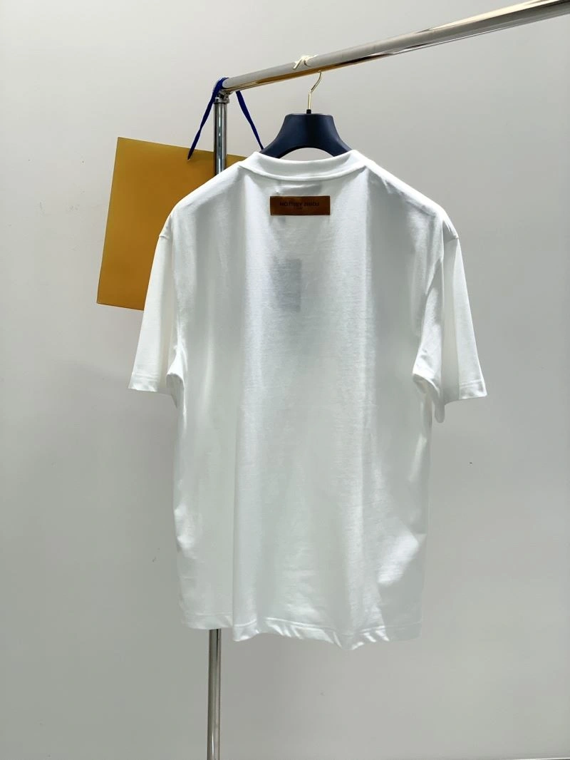 Exact replica Louis Vuitton T-Shirts