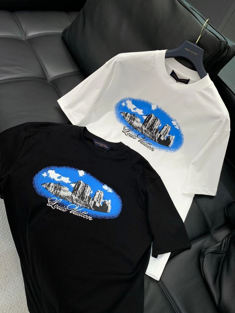 Exact replica Louis Vuitton T-Shirts