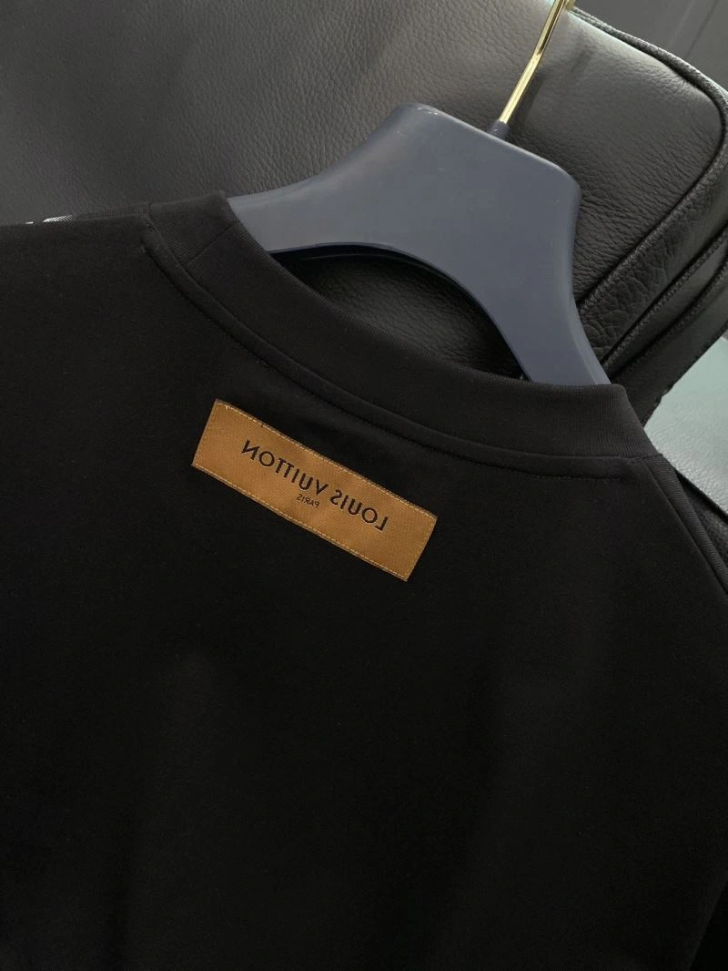 Official Louis Vuitton T-Shirts