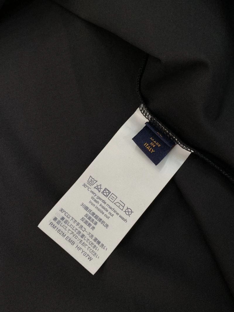 Official Louis Vuitton T-Shirts