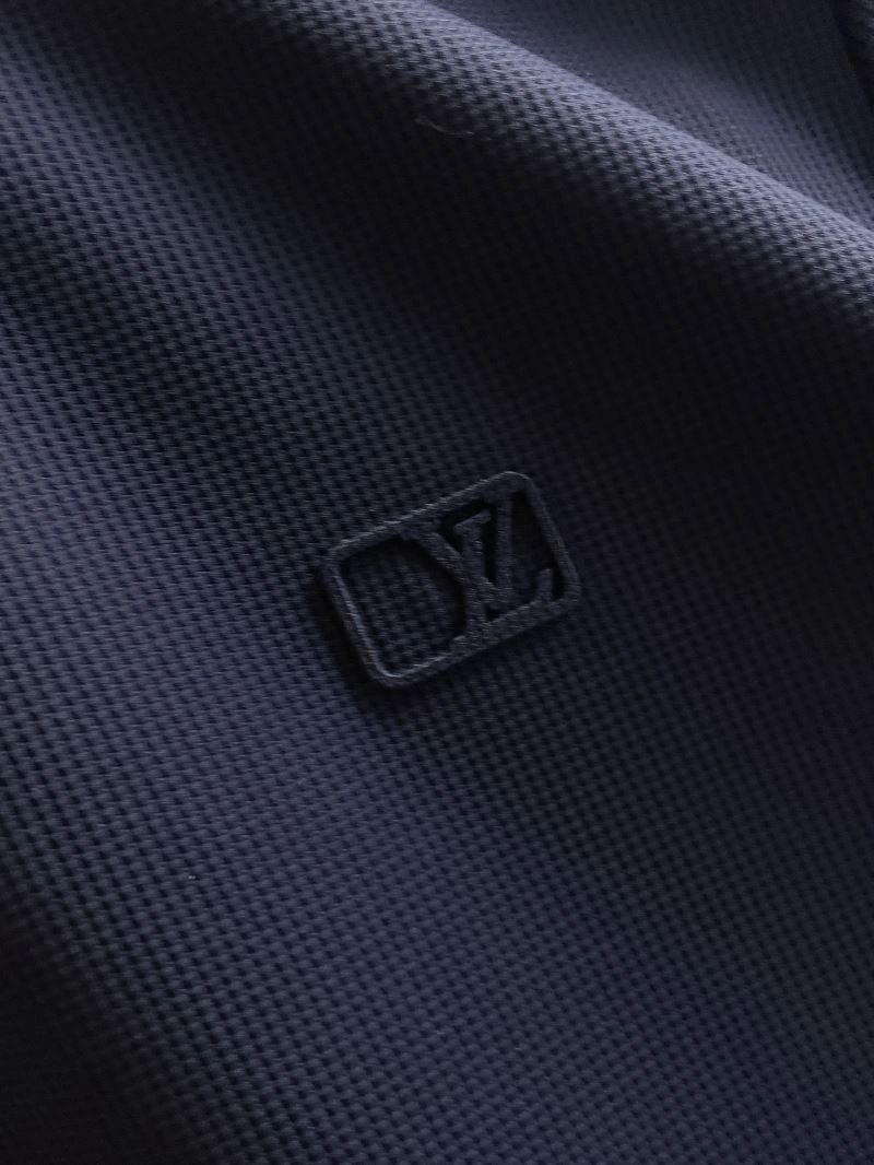 Factory-made Louis Vuitton T-Shirts