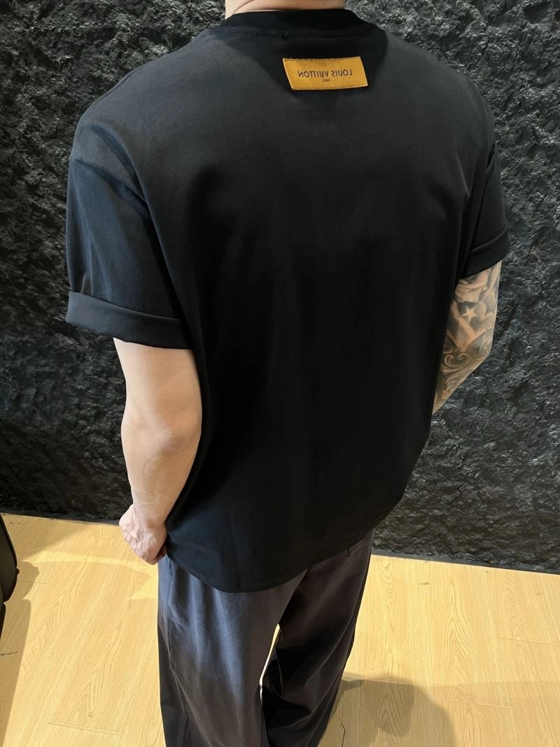Top match Louis Vuitton T-Shirts