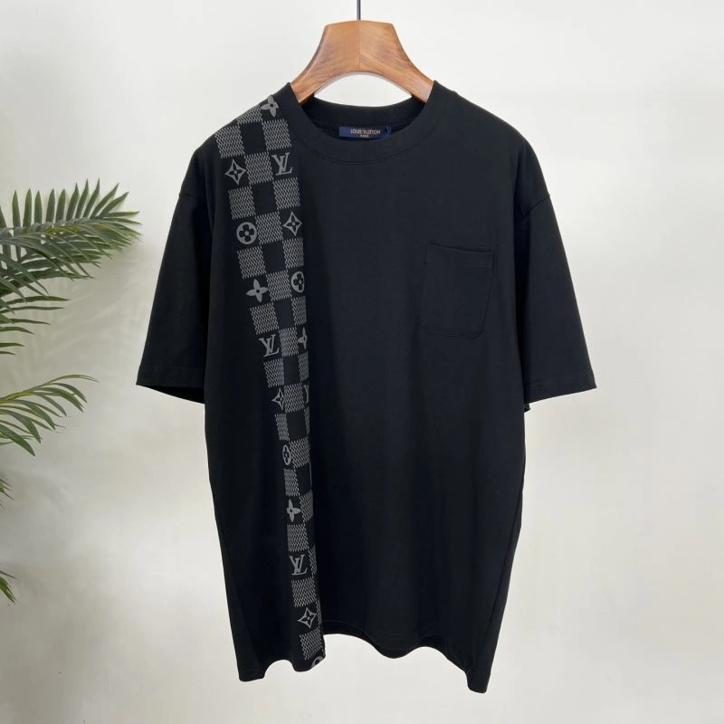 Top match Louis Vuitton T-Shirts