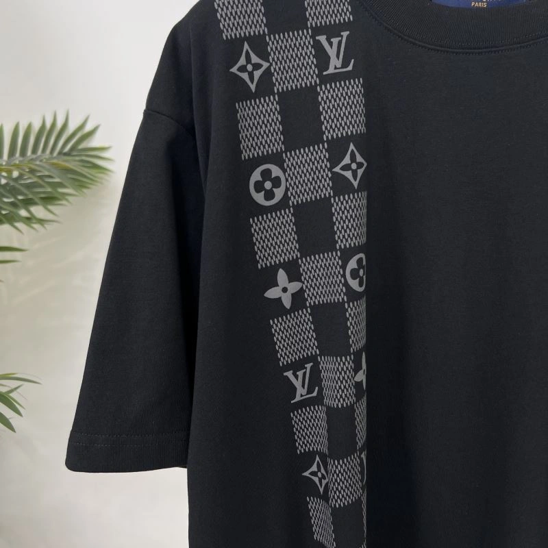 Top match Louis Vuitton T-Shirts