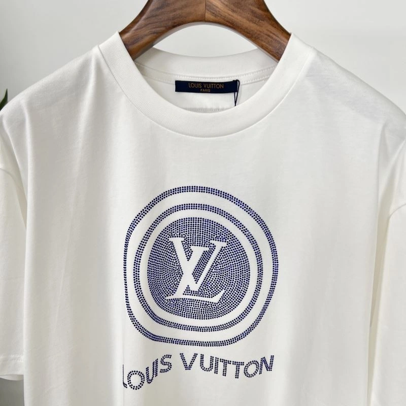 Top match Louis Vuitton T-Shirts