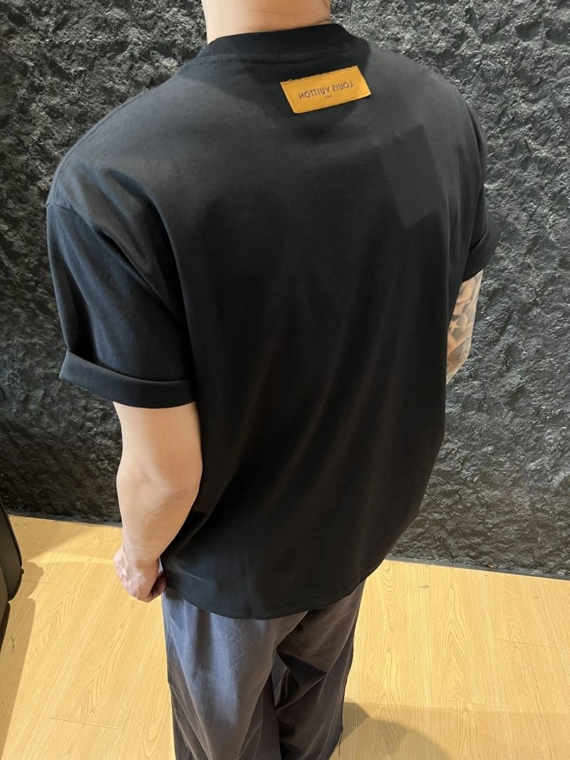 High fidelity Louis Vuitton T-Shirts
