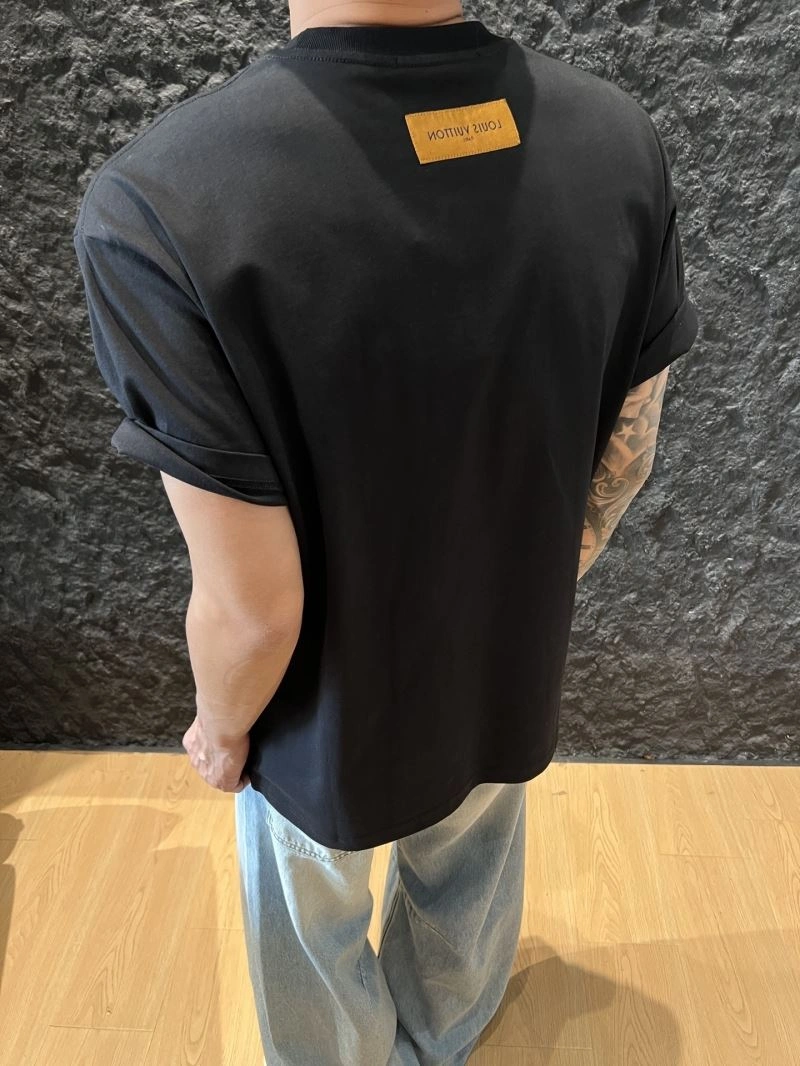 Precise copy Louis Vuitton T-Shirts