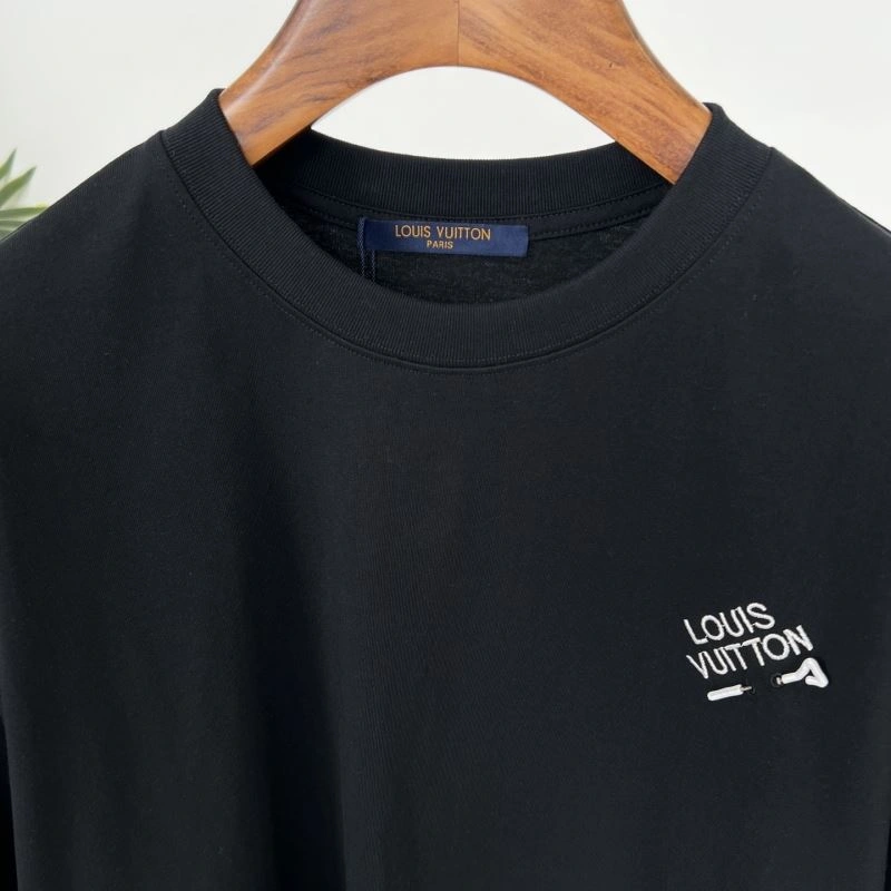 Precise copy Louis Vuitton T-Shirts