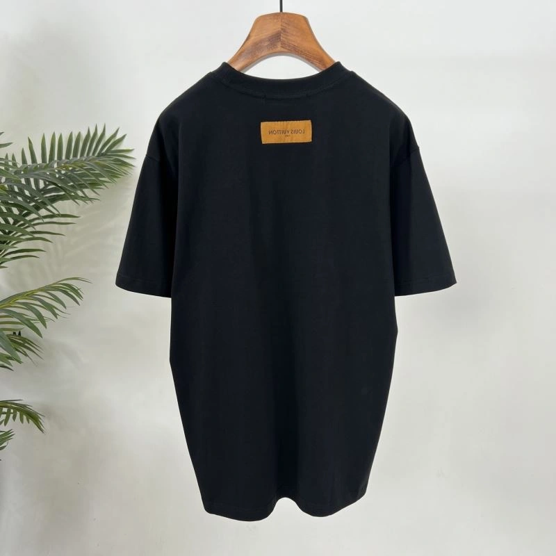 Precise copy Louis Vuitton T-Shirts