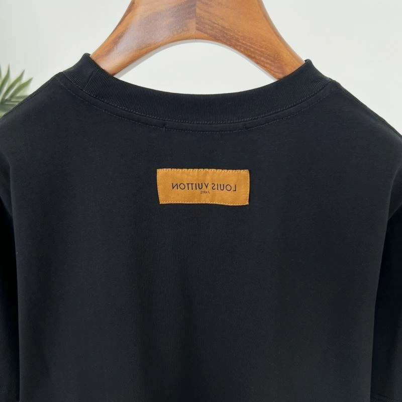 Precise copy Louis Vuitton T-Shirts