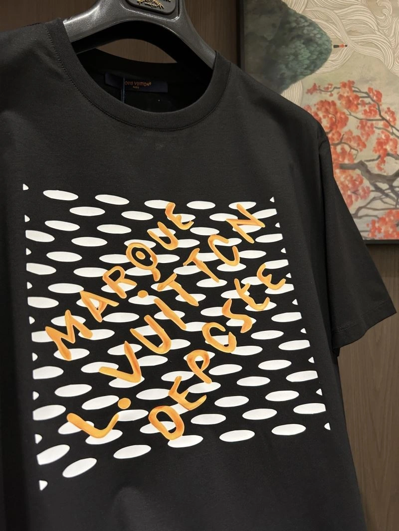 High accuracy Louis Vuitton T-Shirts