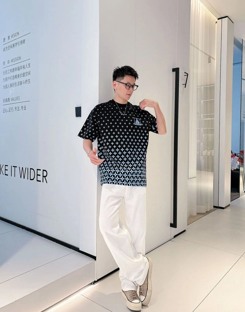 Brand-original Louis Vuitton T-Shirts