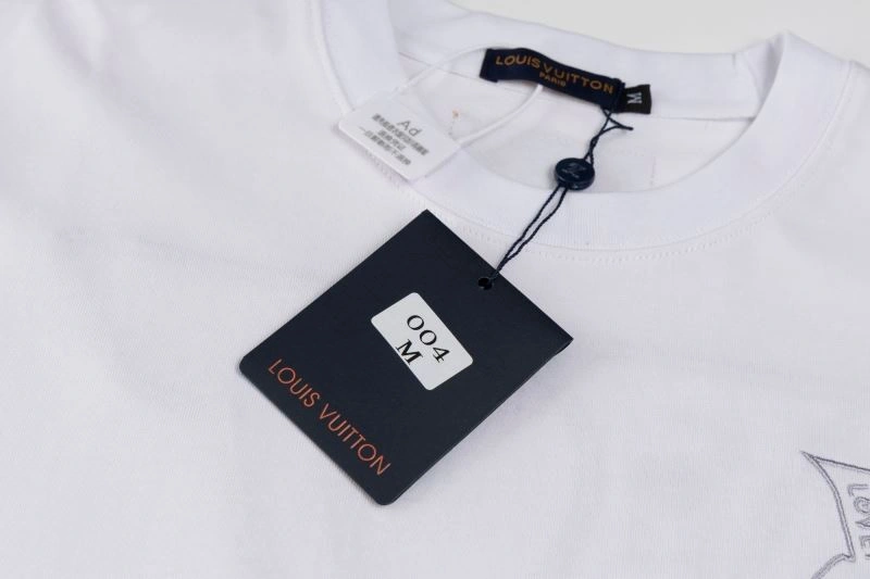 High fidelity Louis Vuitton T-Shirts
