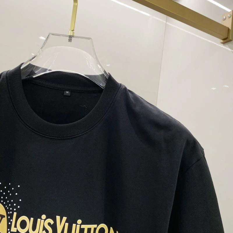 Low-cost Louis Vuitton T-Shirts