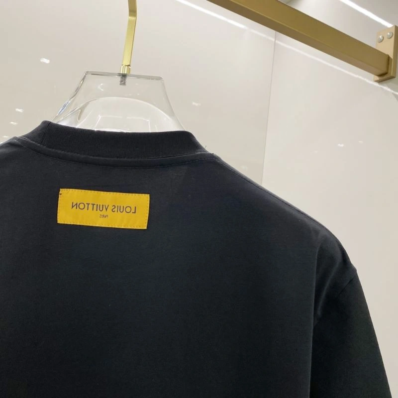Low-cost Louis Vuitton T-Shirts