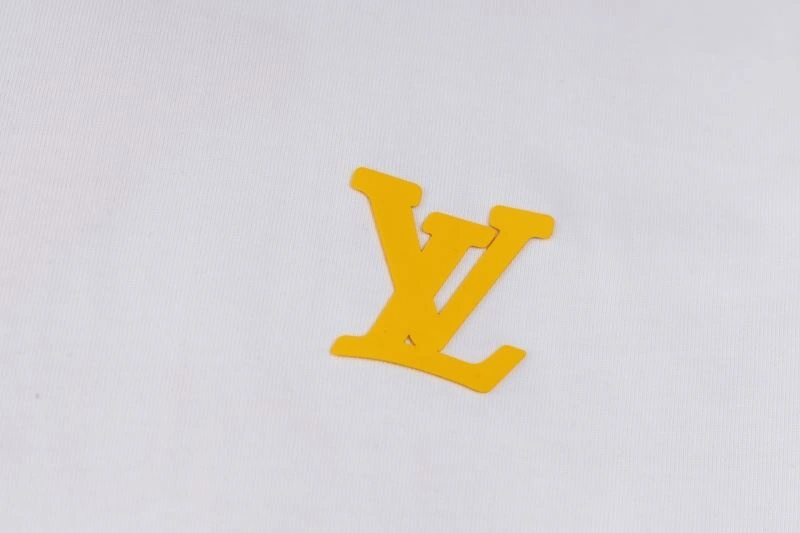 Precise copy Louis Vuitton T-Shirts