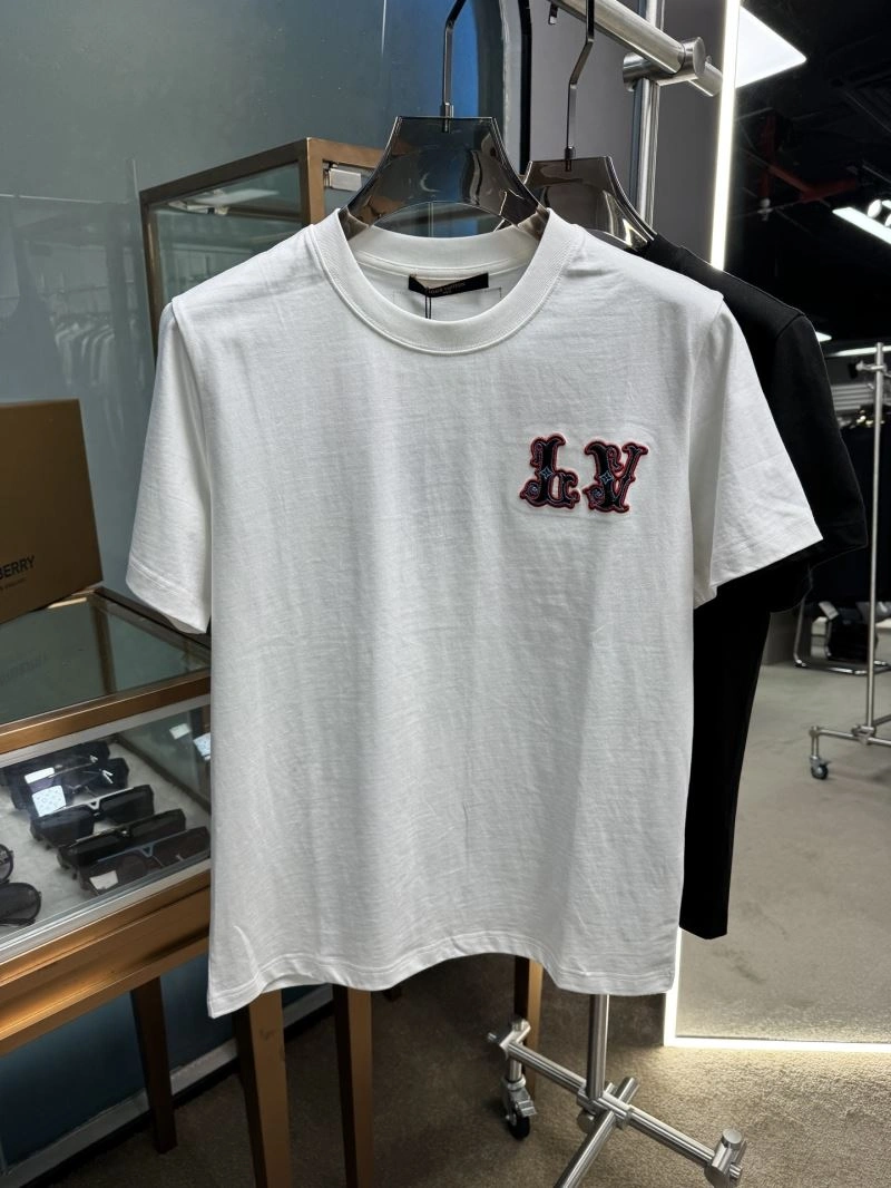 Exact replica Louis Vuitton T-Shirts