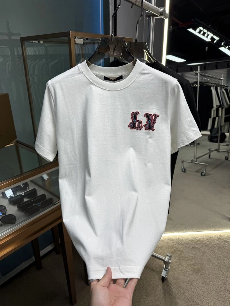 Exact replica Louis Vuitton T-Shirts