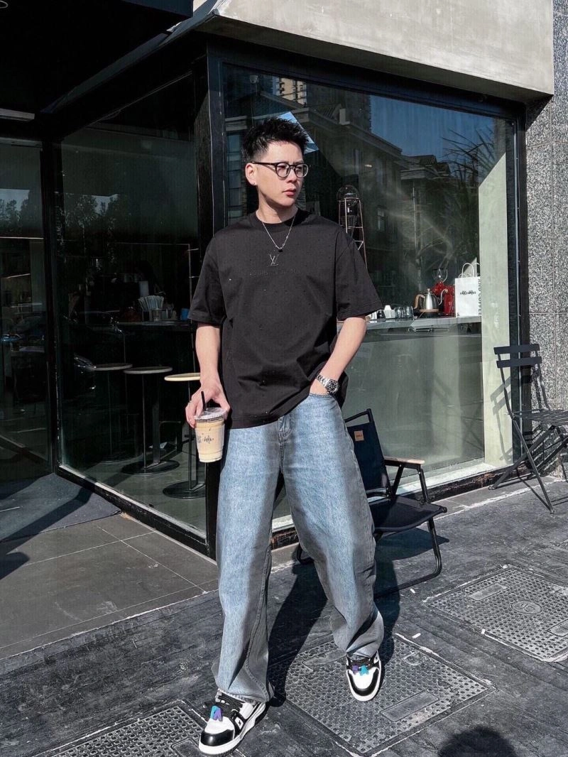 Real Louis Vuitton T-Shirts
