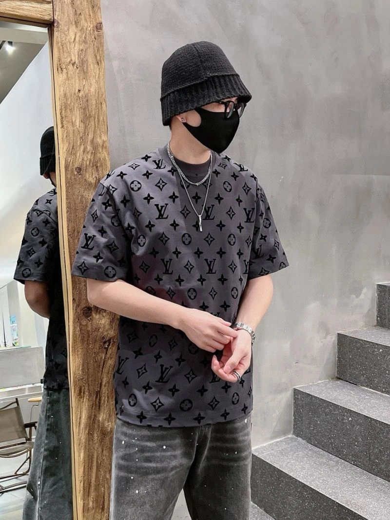 Economical Louis Vuitton T-Shirts