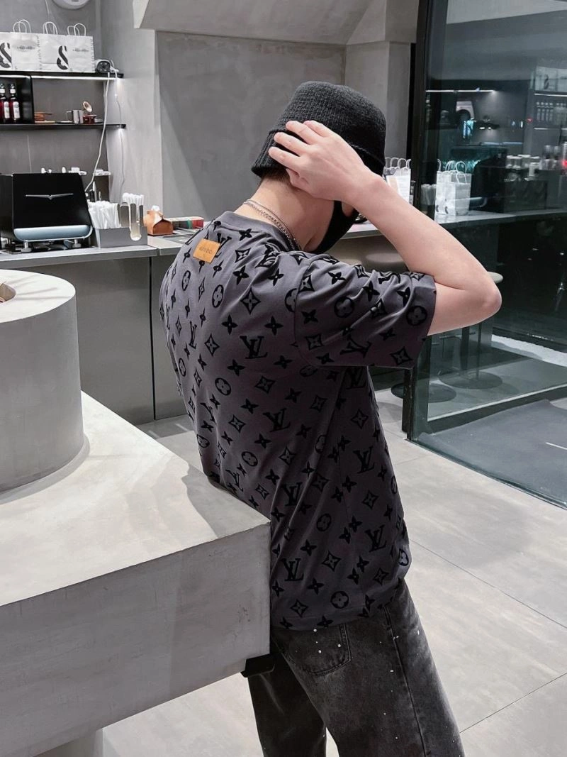 Economical Louis Vuitton T-Shirts