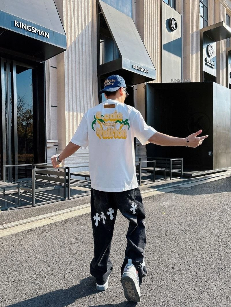 Bargain Louis Vuitton T-Shirts