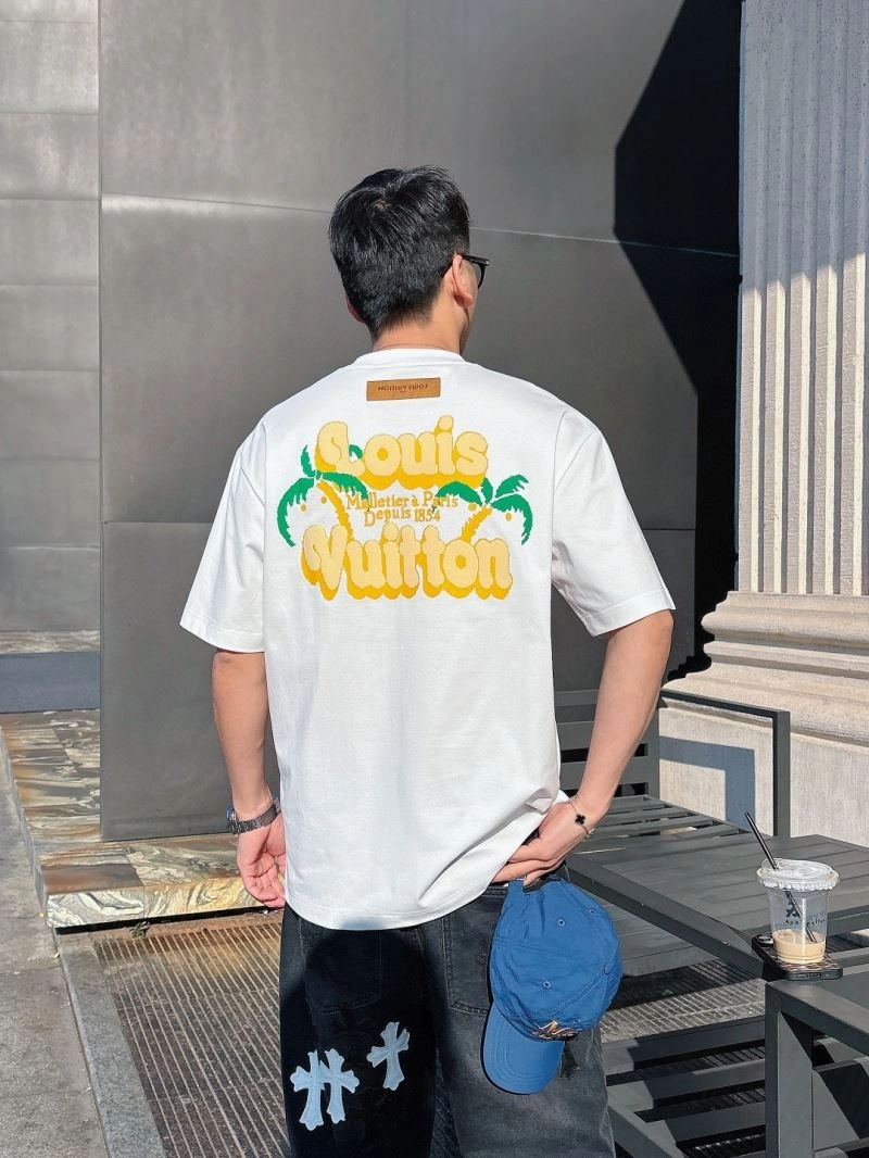 Bargain Louis Vuitton T-Shirts