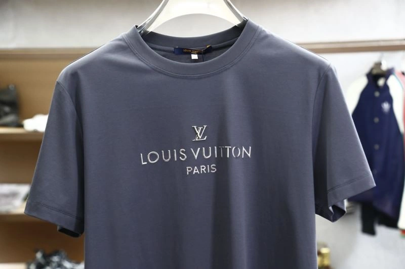 High fidelity Louis Vuitton T-Shirts