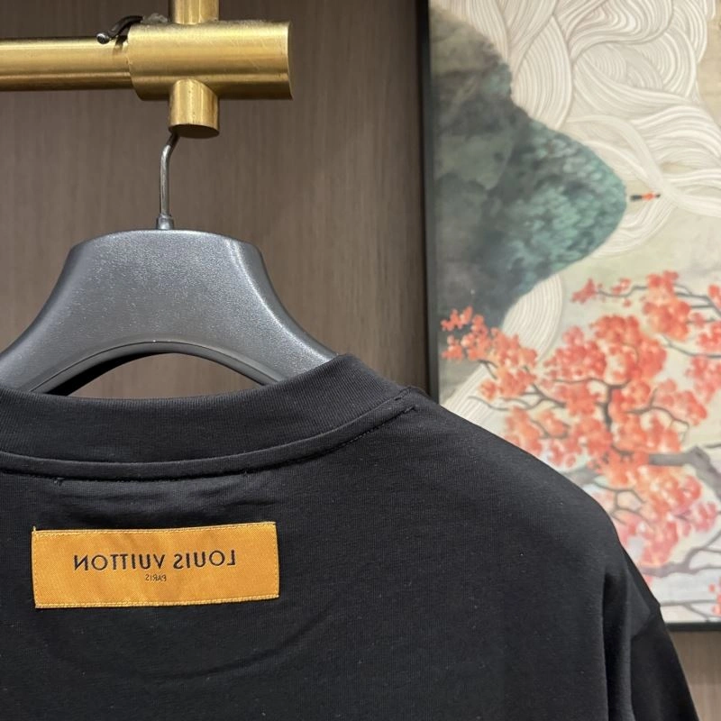 Reasonably priced Louis Vuitton T-Shirts