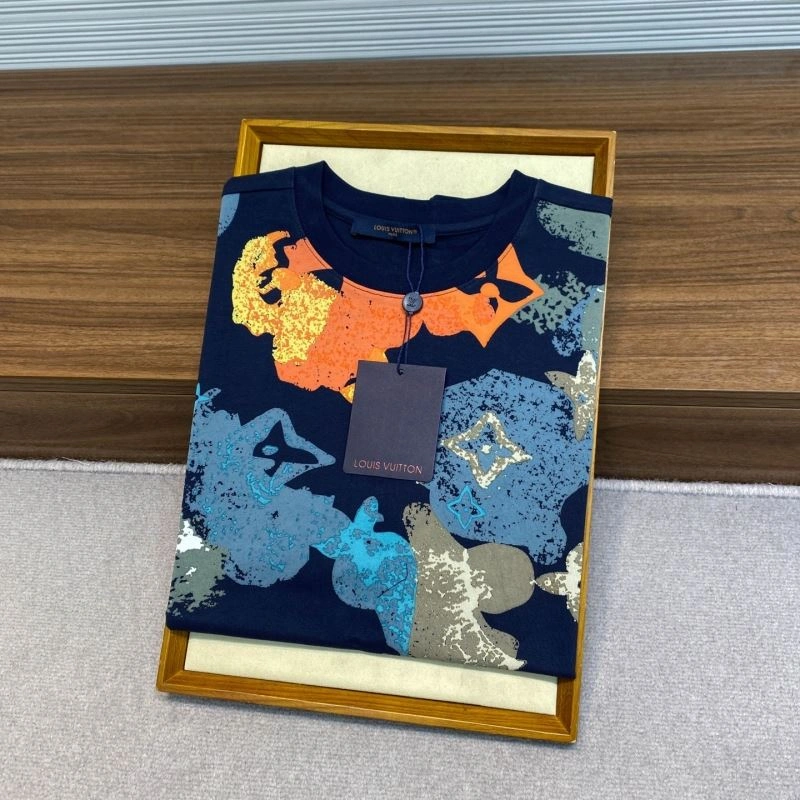 High accuracy Louis Vuitton T-Shirts