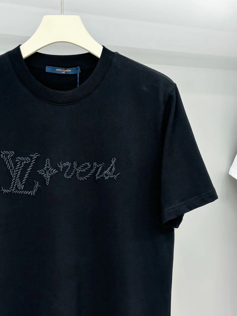 Indistinguishable Louis Vuitton T-Shirts