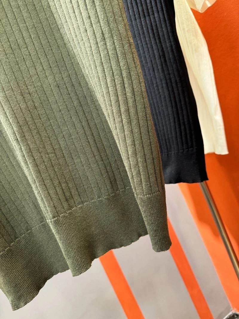 Value-priced Louis Vuitton T-Shirts