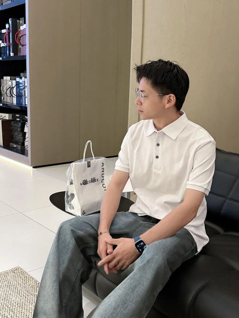 Discounted Louis Vuitton T-Shirts