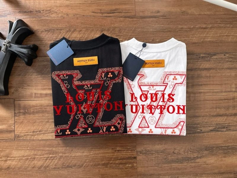 Perfect replica Louis Vuitton T-Shirts