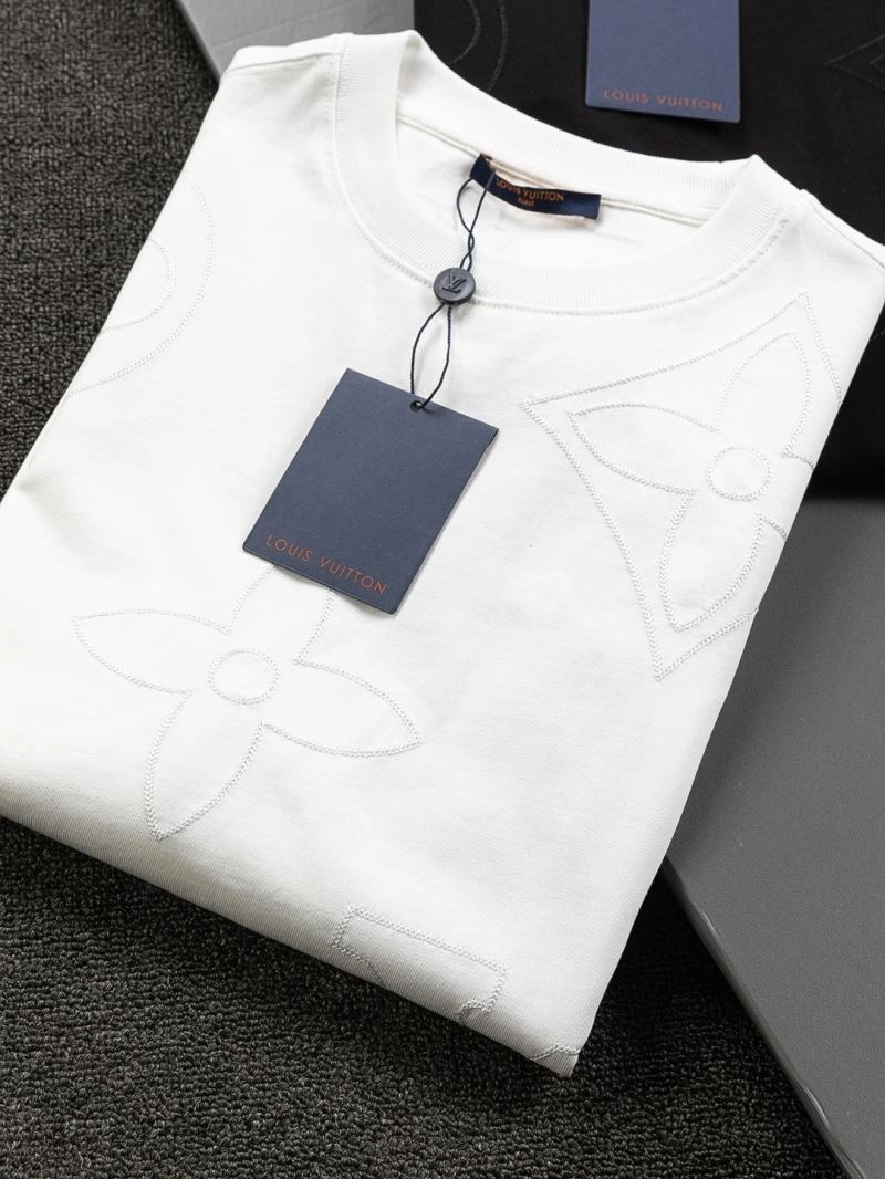 Low-cost Louis Vuitton T-Shirts