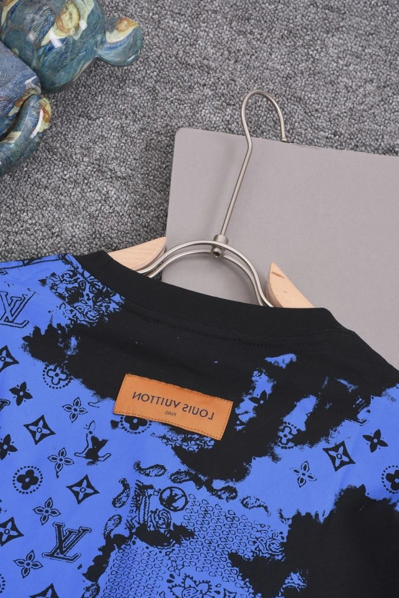Low-cost Louis Vuitton T-Shirts