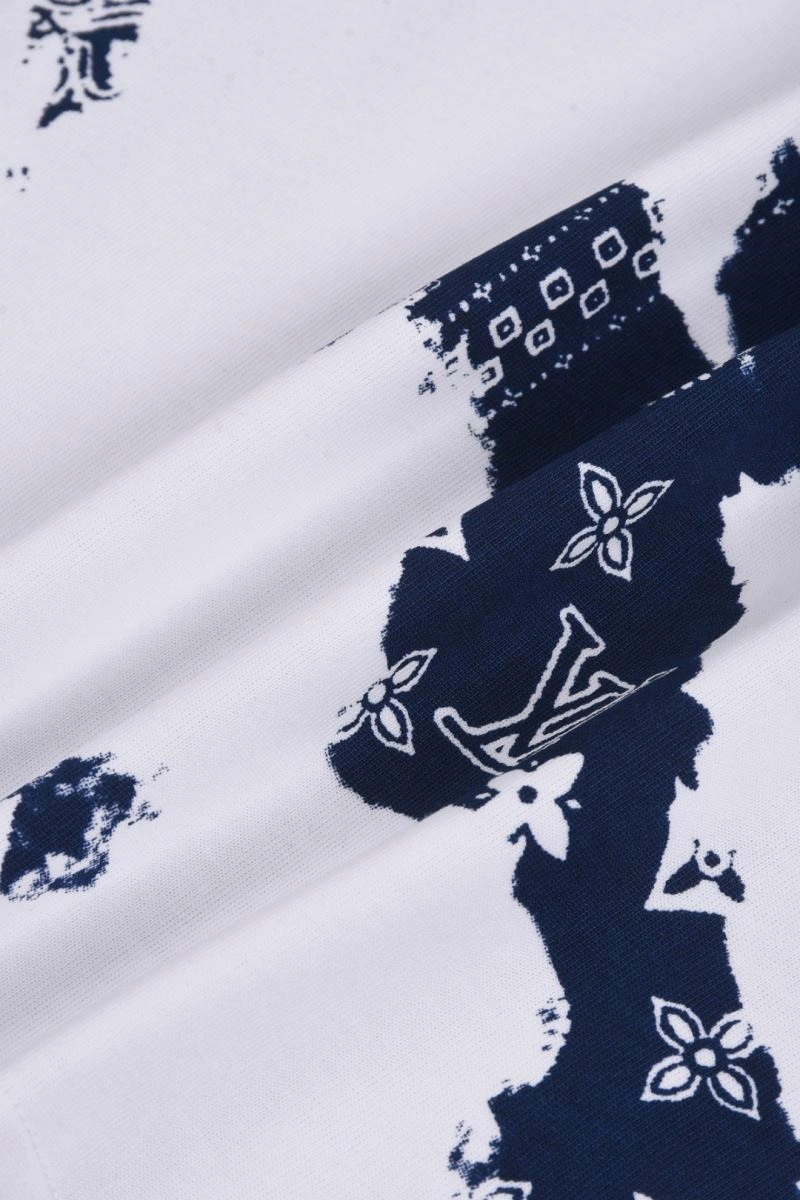 Top match Louis Vuitton T-Shirts