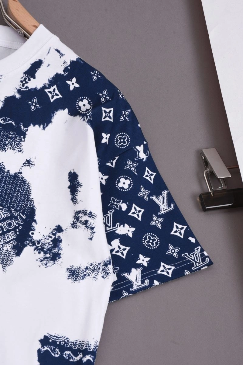 Top match Louis Vuitton T-Shirts