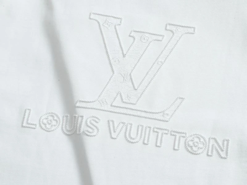 Economical Louis Vuitton T-Shirts