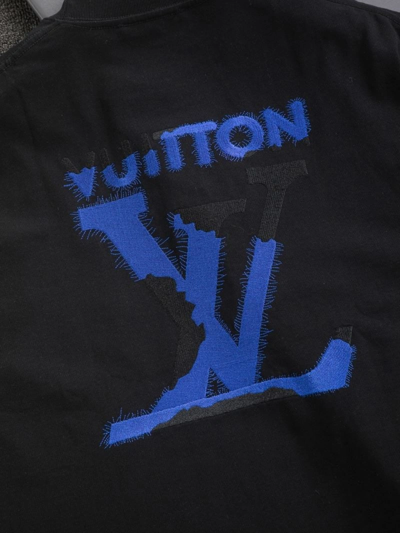 Accurate model Louis Vuitton T-Shirts