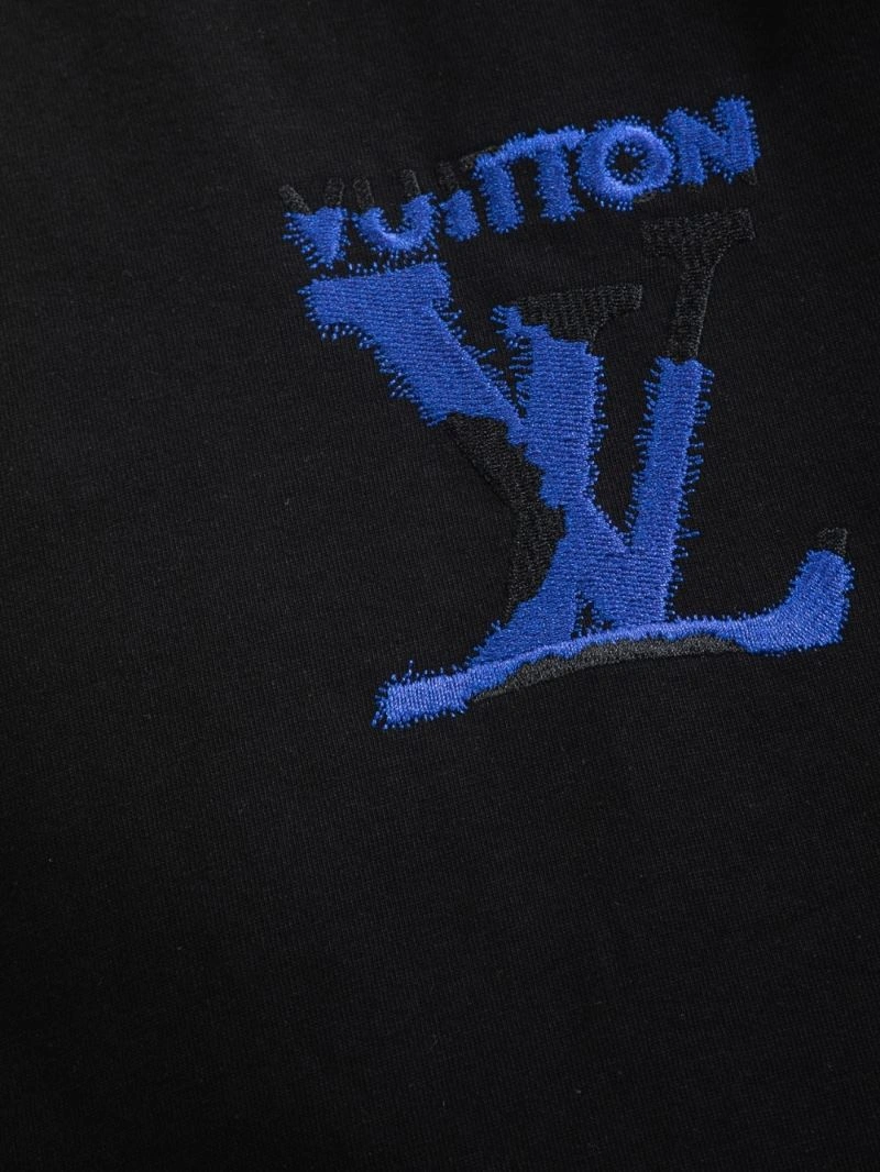 Accurate model Louis Vuitton T-Shirts