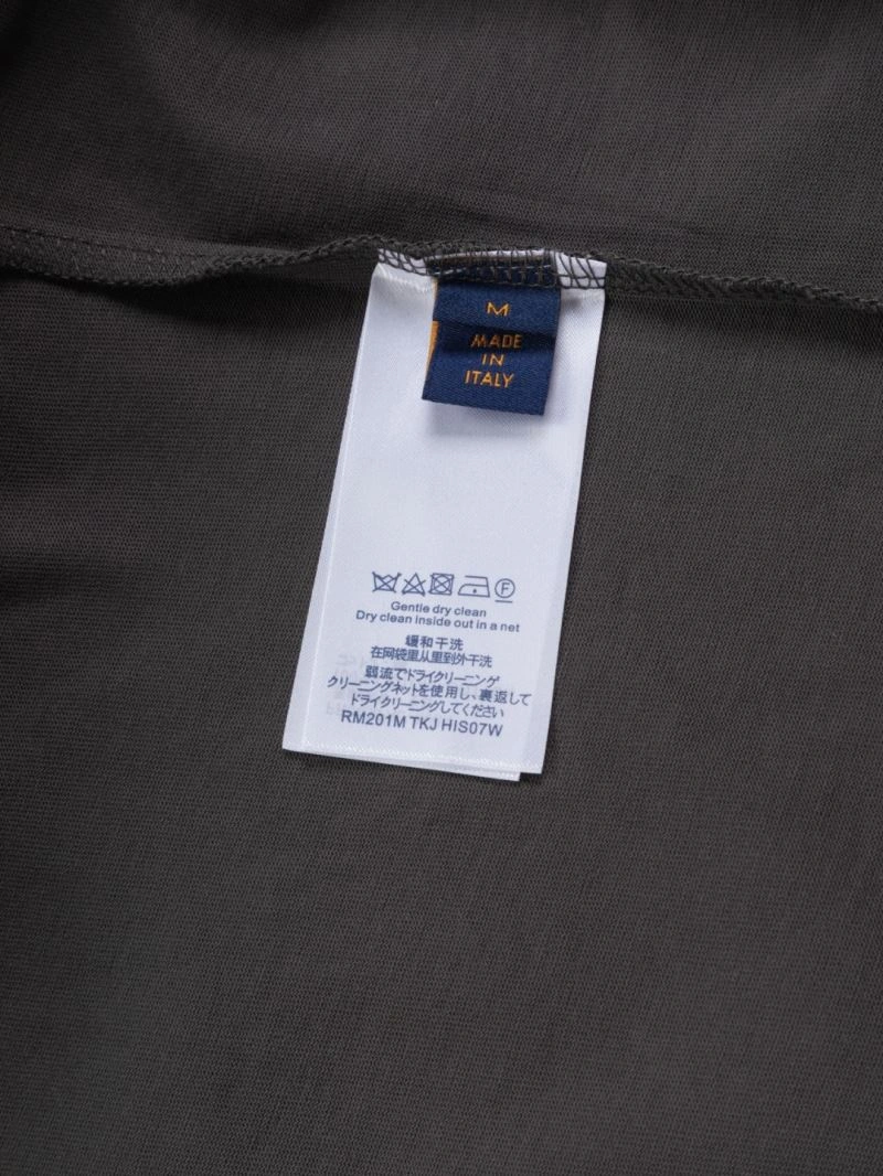 Precise copy Louis Vuitton T-Shirts