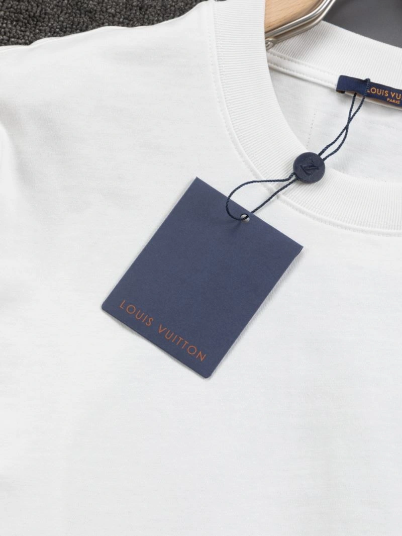 High fidelity Louis Vuitton T-Shirts